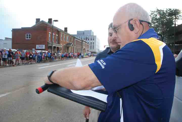 Kinsolving the longtime voice of Parkersburg half marathon | News ...